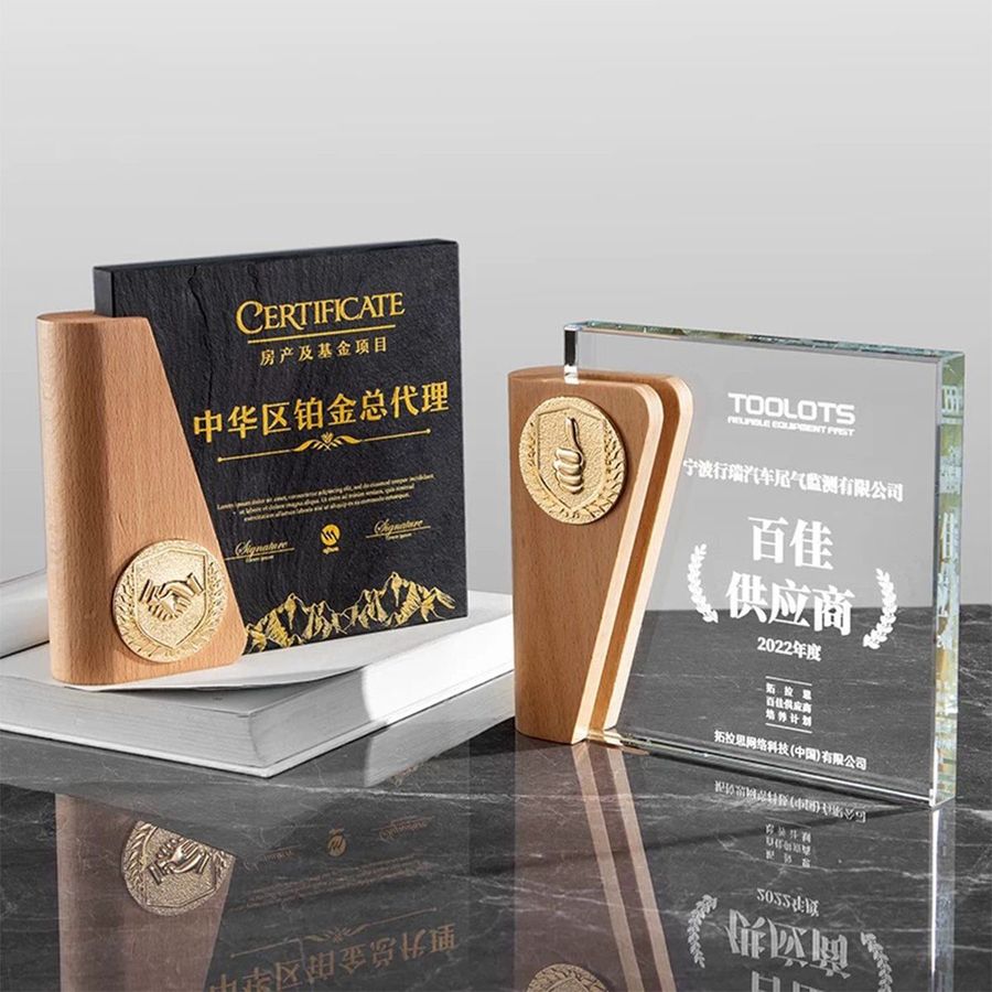Wooden / Crystal / Metal Trophy | Giftopia - Small Batch, Express, Unique